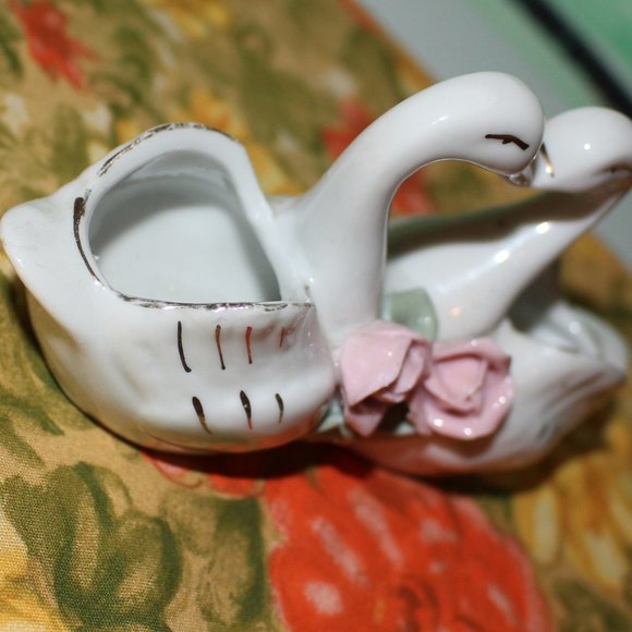 DOUBLE SWAN FIGURINE | Other | Vintagedouble Swan Figurine With Tiny ...